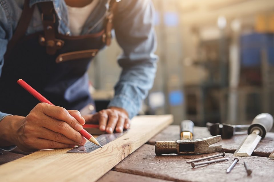 TIPS FOR CHOOSING EXPERT CARPENTRY JOBS - Guide2
