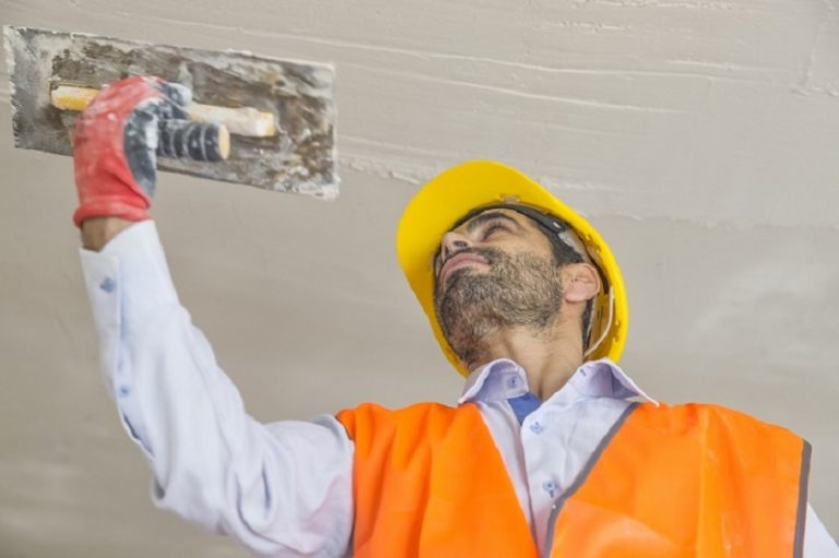 Differences Between Solid Plastering, And Dry Lining Plastering - Guide2